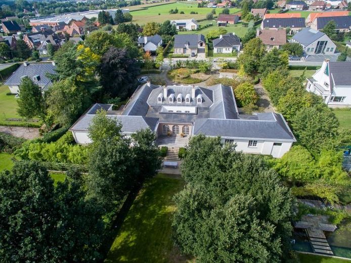 Riante villa van Marc Coucke staat te koop voor 1,3 miljoen | Binnenland | hln.be