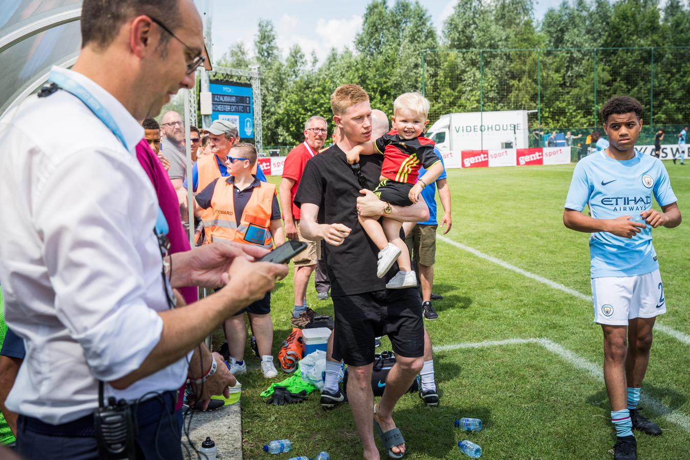 Dit moet je weten over het bezoek van Kevin De Bruyne aan Drongen: hoe ...