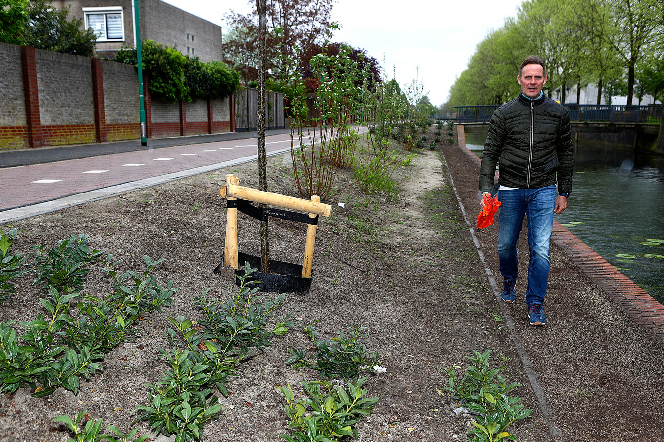 1100 vierkante meter gras erbij in Oost: het Rijk betaalt mee aan het ...