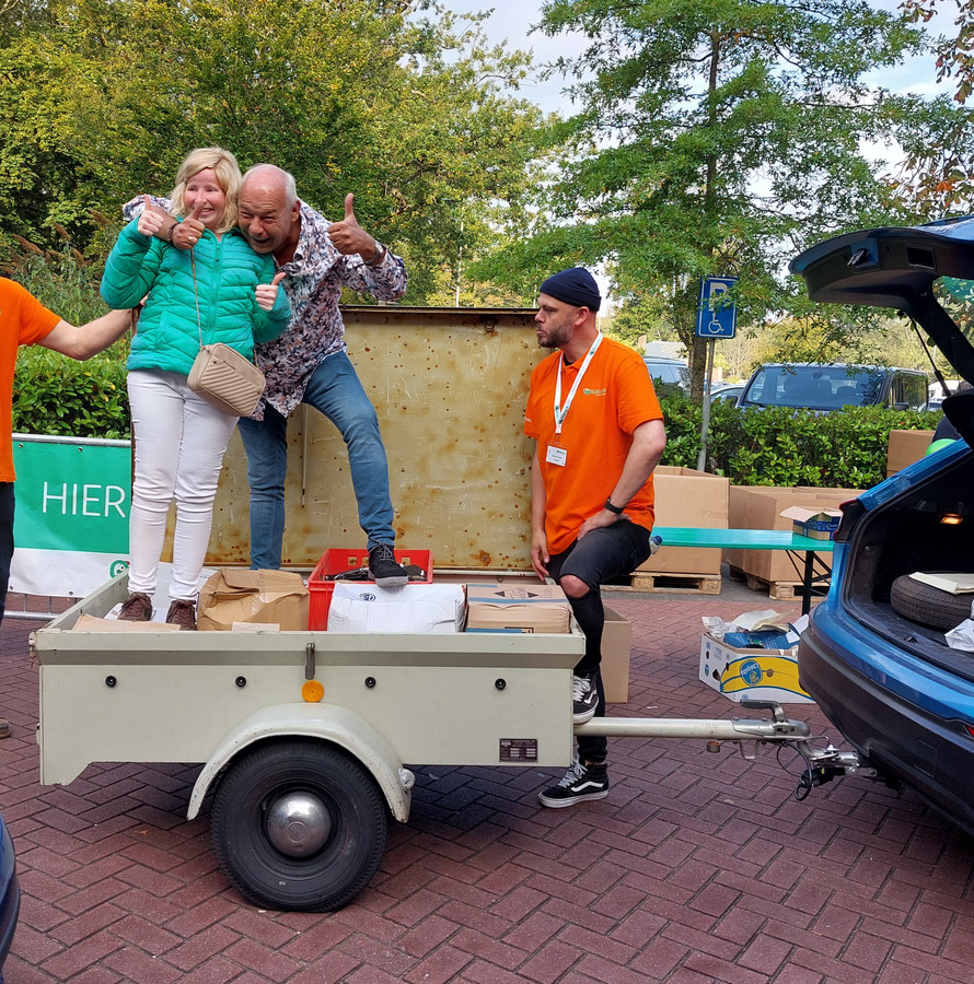 Rachel (25) overleeft hersentumor en haalt duizenden euro’s op voor ...