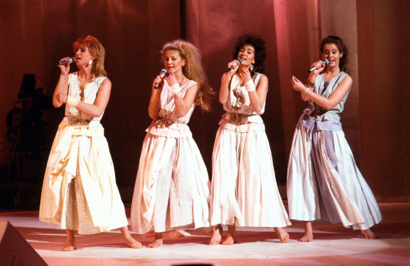 Frizzle Sizzle maakt comeback bij Het Grote Songfestivalfeest | Foto ...