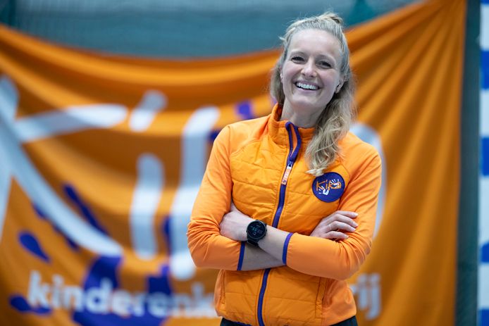 Gebroken ribben en een hersenschudding: Nienke klaagt niet en loopt ...