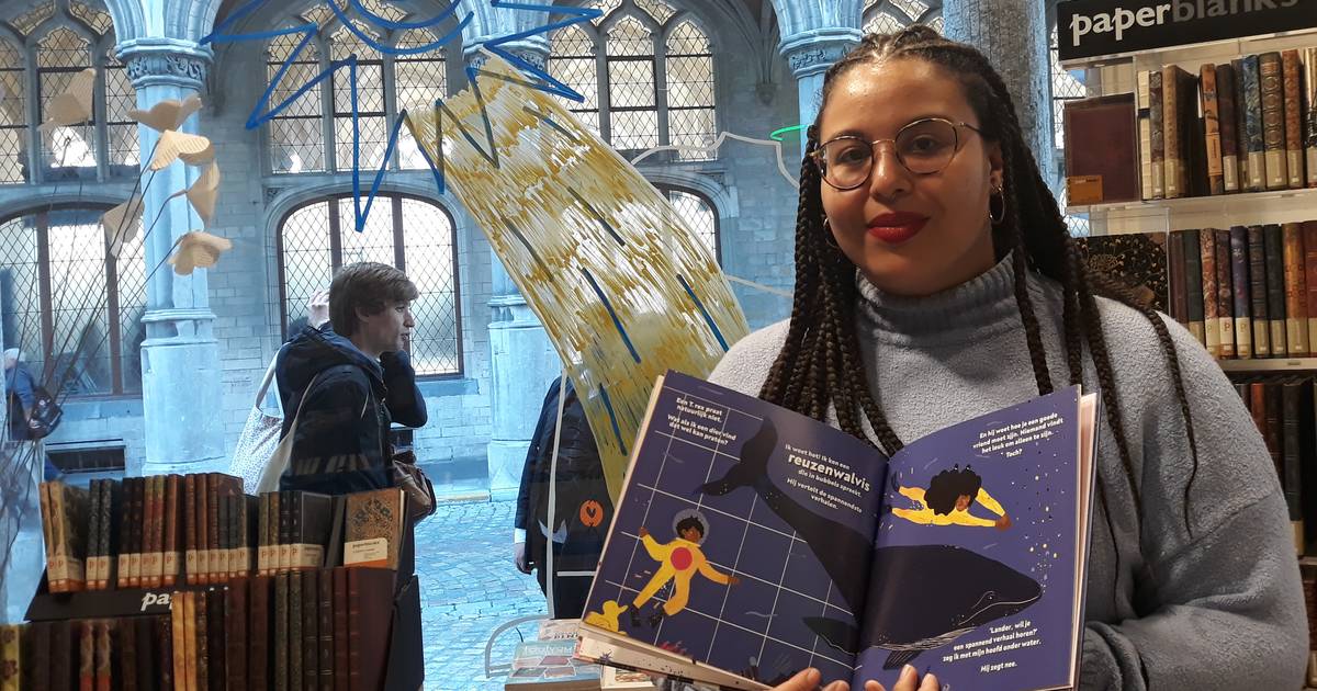 Shamisa Debroey stelt eerste kinderboek voor | Antwerpen | hln.be