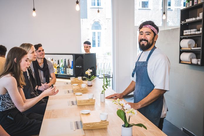 Japanse topchef opent sushi- en sake restaurant in Gent: “In Japan kom ...