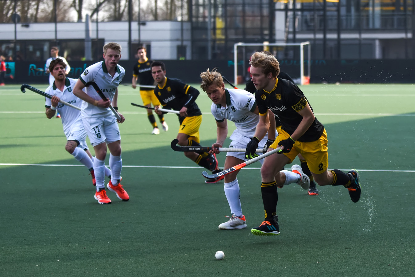 Mannen van hockeyclub Den Bosch vergeten te winnen ‘Er gaat veel goed ...