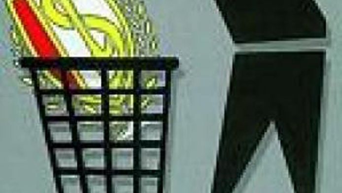 Un autocollant "Anti Standard" interdit par la loi | Football Belge ...