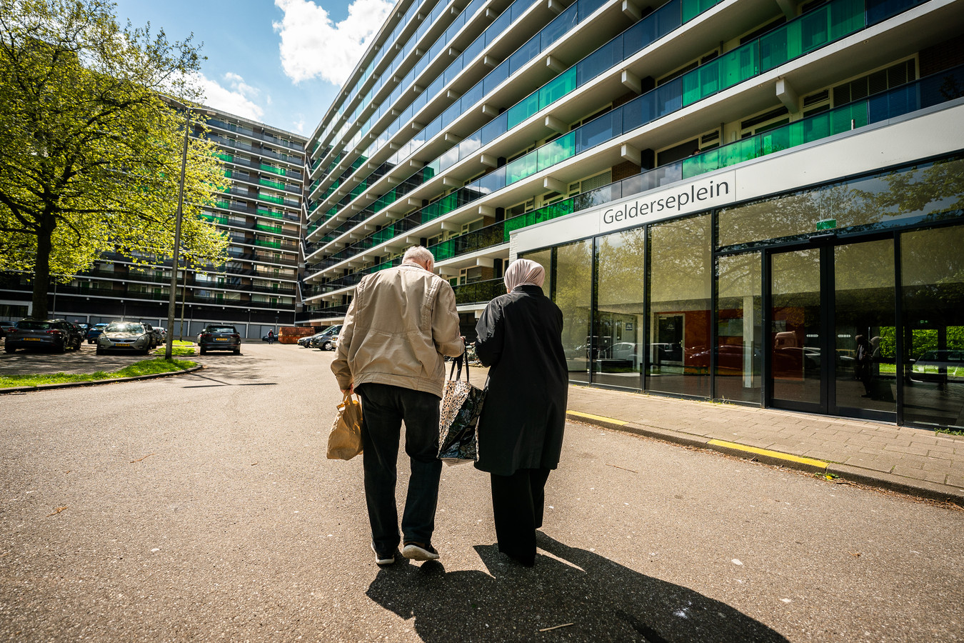 Hoe is het om op te groeien in Nederlands armste wijk, waar ...