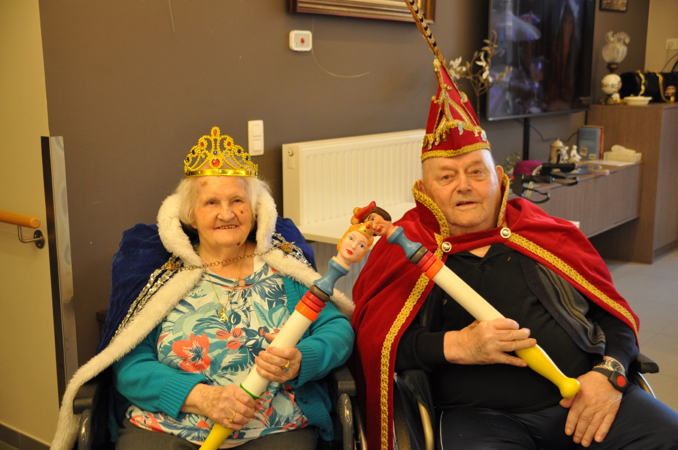 Carnaval in Hamme op gang getrapt door kleuters en senioren | Foto | hln.be