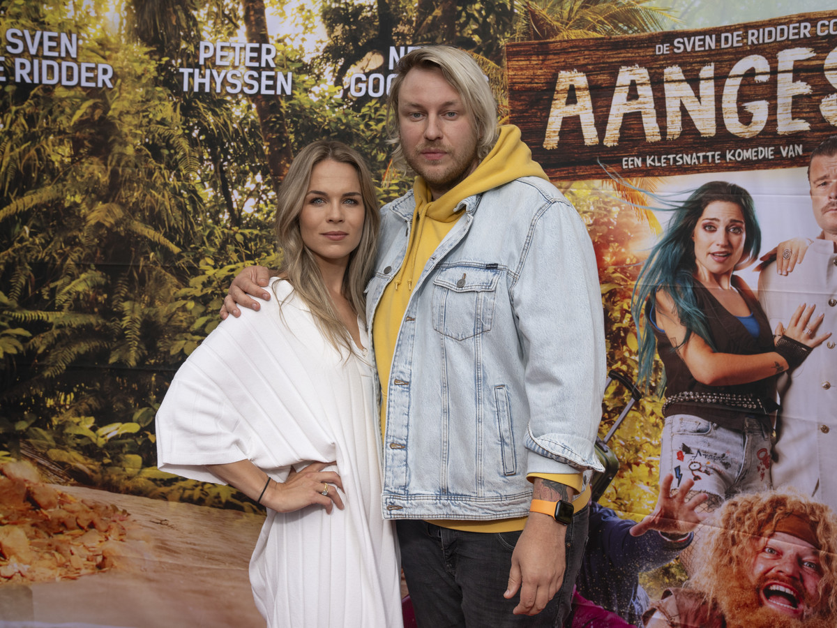 IN BEELD. Première ‘Aangespoeld’: Kim Van Oncen blikt terug op ...