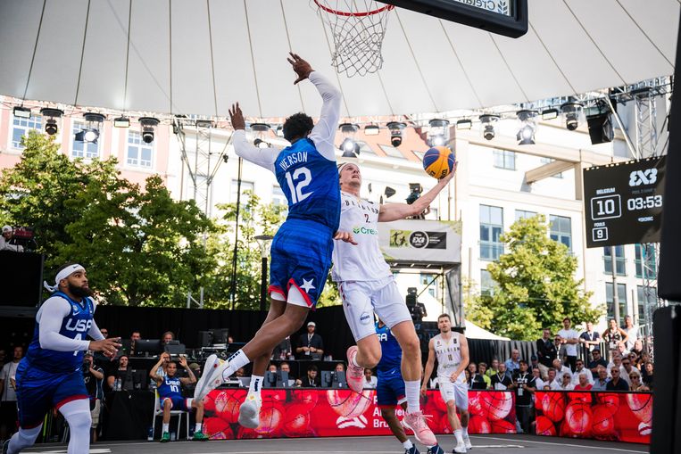 Lions langs grote poort naar groepswinst: sensationele winst tegen Team USA