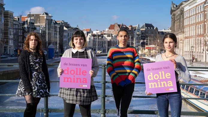 Dolle Mina gaat gesprek met scholieren aan over menstruatiearmoede en ...