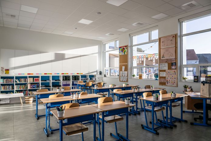 Steeds meer leerlingen problematisch afwezig op school | Onderwijs | hln.be Steeds meer leerlingen problematisch afwezig op school | Onderwijs | hln.be