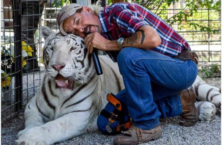 Tiger King Joe Exotic gaat Trump om presidentieel pardon vragen | Foto ...