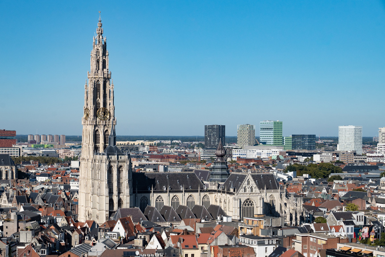 Wist je dat... de Antwerp Tower is ‘gegroeid’ en de Boerentoren niet té ...