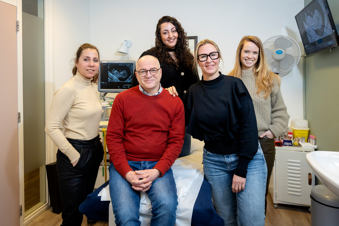 Arie-Hans bracht in 38 jaar 3000 baby's ter wereld: ‘Hebben nu vaak ...