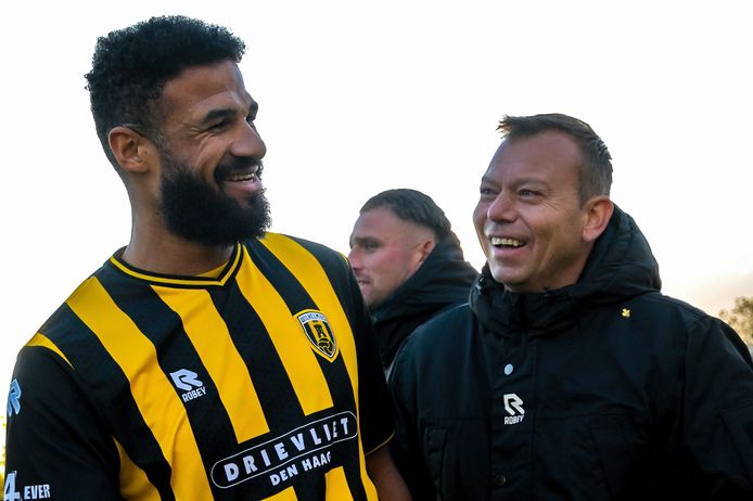 Cedric Aké na confrontatie met opgestapte trainer: ‘Of ik spijt heb ...