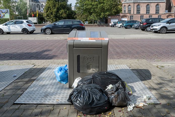 Lier telde 273 sluikstort- en 183 zwerfvuilboetes in 2022: “Ondanks ...