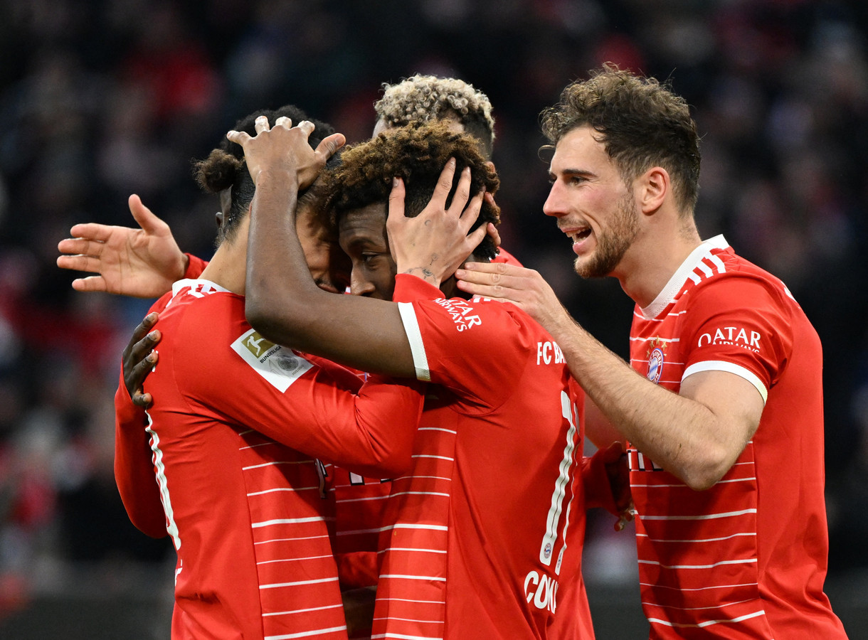 Une victoire convaincante contre Dortmund et la tête de la Bundesliga ... Une victoire convaincante contre Dortmund et la tête de la Bundesliga ...
