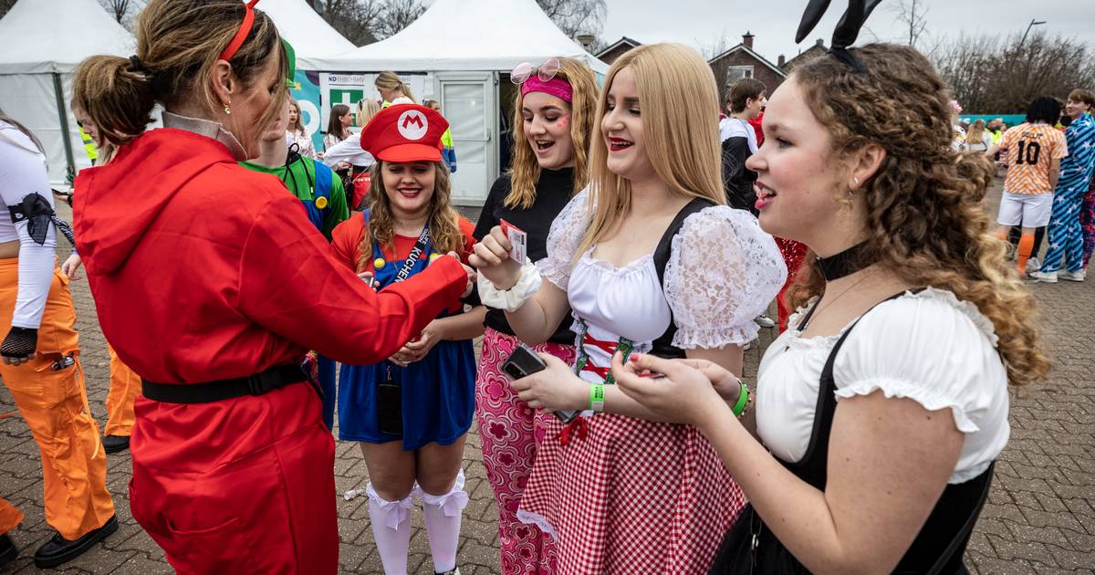 Carnaval in Twente is wakker worden met een kater én een druiper: ‘Ik ...