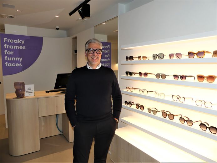 Brillenzaak Frames and Faces heropent na renovatiewerken | Deinze | hln.be