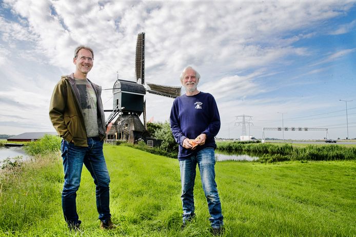 Alarm! De beroemdste molen van Nederland kan scheefzakken (en dús moet ...