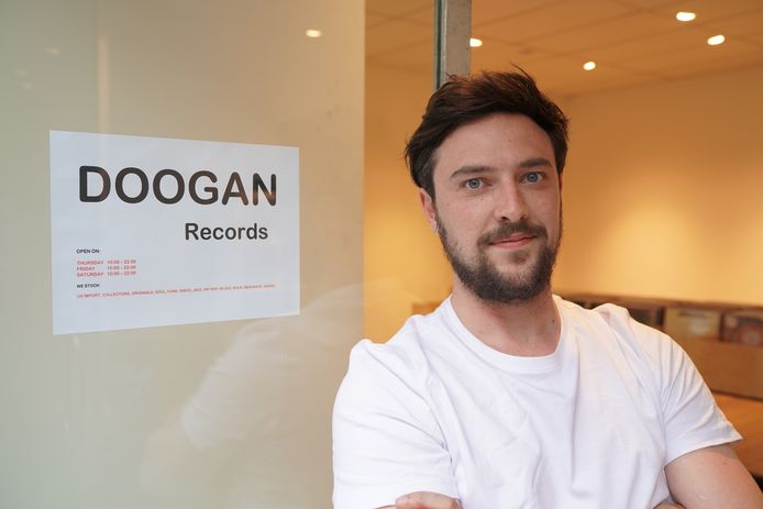 Doogan Records is alweer de vijfde platenzaak in Den Bosch: ‘We moeten ...