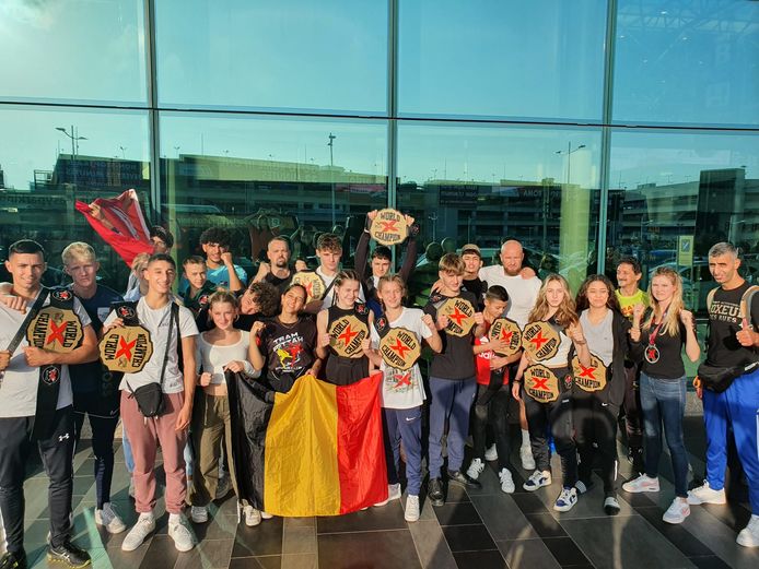 Boxing Club Menen kaapt maar liefst 11 wereldtitels weg op WK Kickboks ...