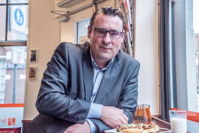 Richard de Mos laat gewoon weer van zich horen | Den Haag | AD.nl