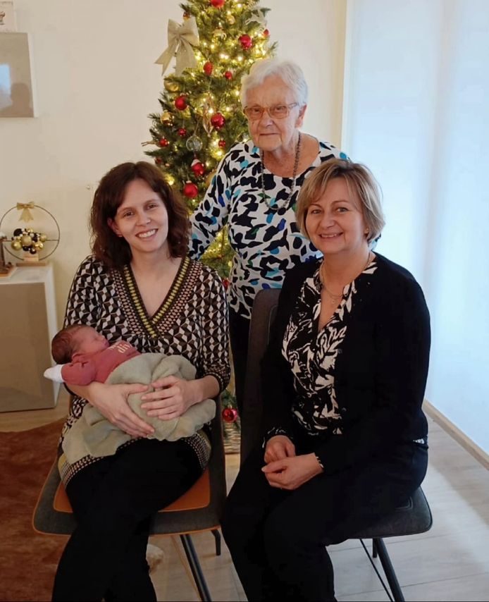 Iza maakt Mechels viergeslacht compleet | Mechelen | hln.be