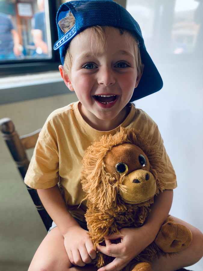 Lowie (5) bindt strijd aan met hersentumor: “De steun voor onze kleine ...