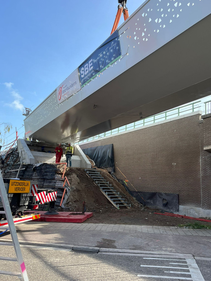 Fietsbrug over Vijfstraten in stelling: “Vanaf zomer volgend jaar helemaal klaar om op te ...