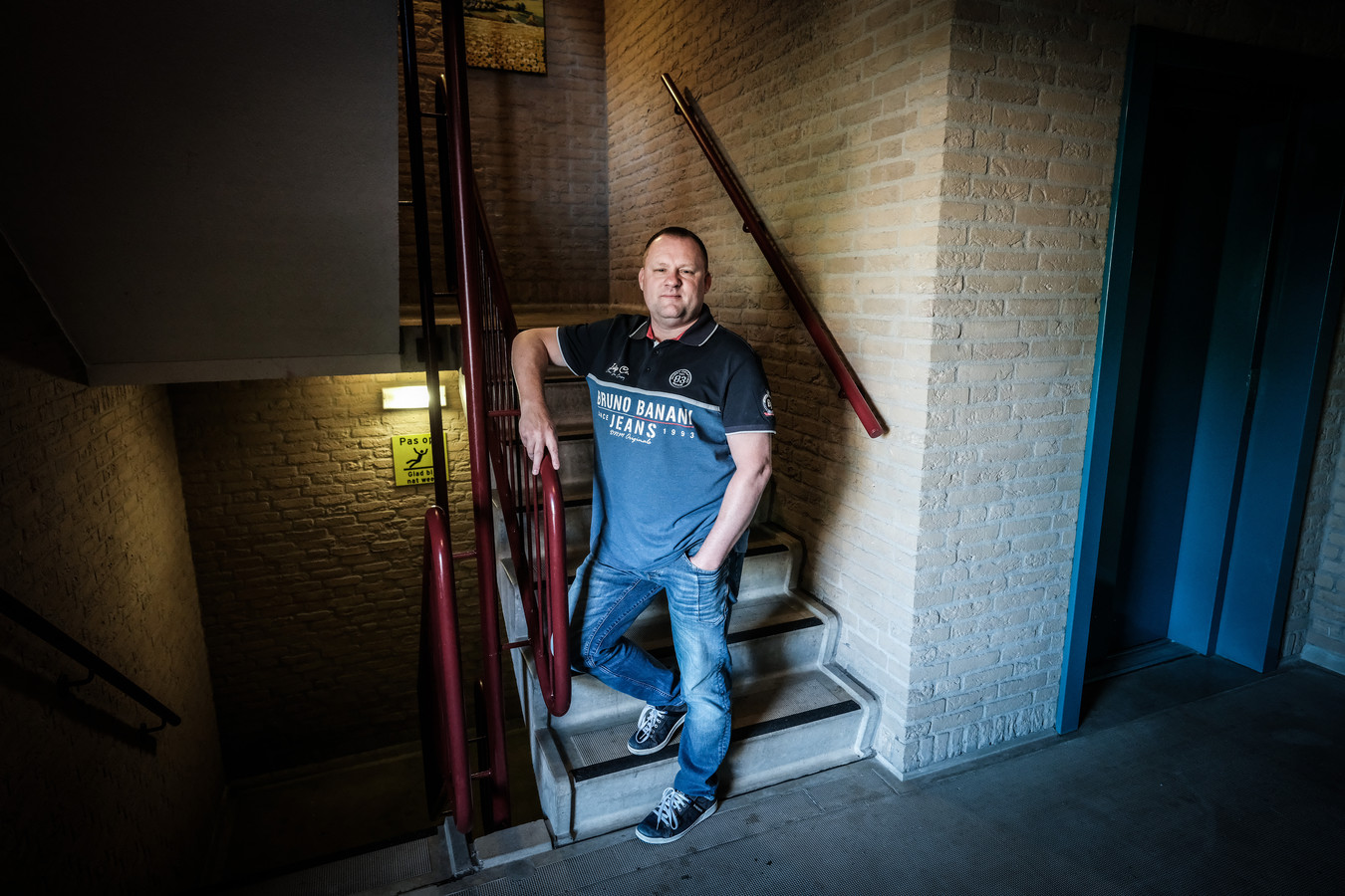 Joshua uit Duiven betaalt meer huur dan zijn nieuwe buren, maar vangt ...