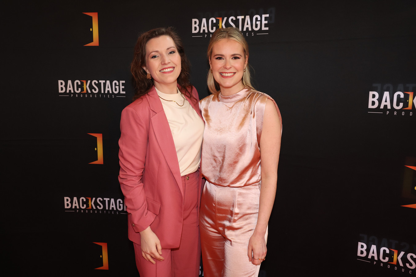 IN BEELD. Bekend Vlaanderen supportert voor Ann Van den Broeck en haar ...