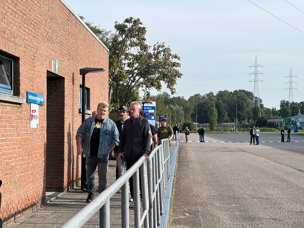 Sappi kondigt sluiting van fabriek in Lanaken aan: 500 jobs staan op de tocht | Foto | hln.be