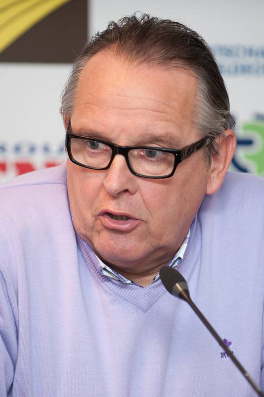 Veselinovic: "Belangrijkste doelpunt uit mijn leven" | Jupiler Pro ...