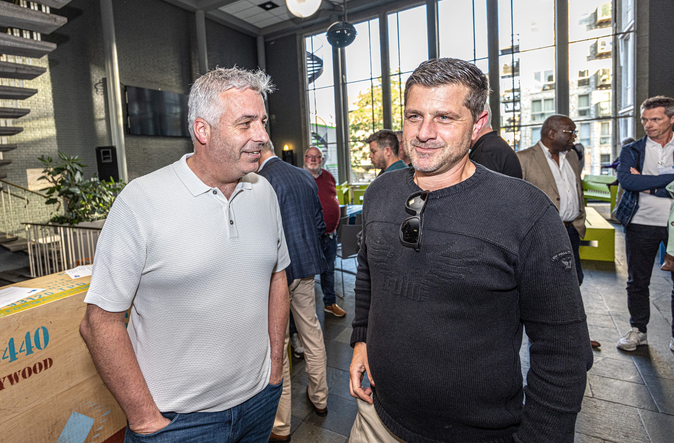 Deze vier knelpunten zien buren bij grote parkeergarage onder drukke ...