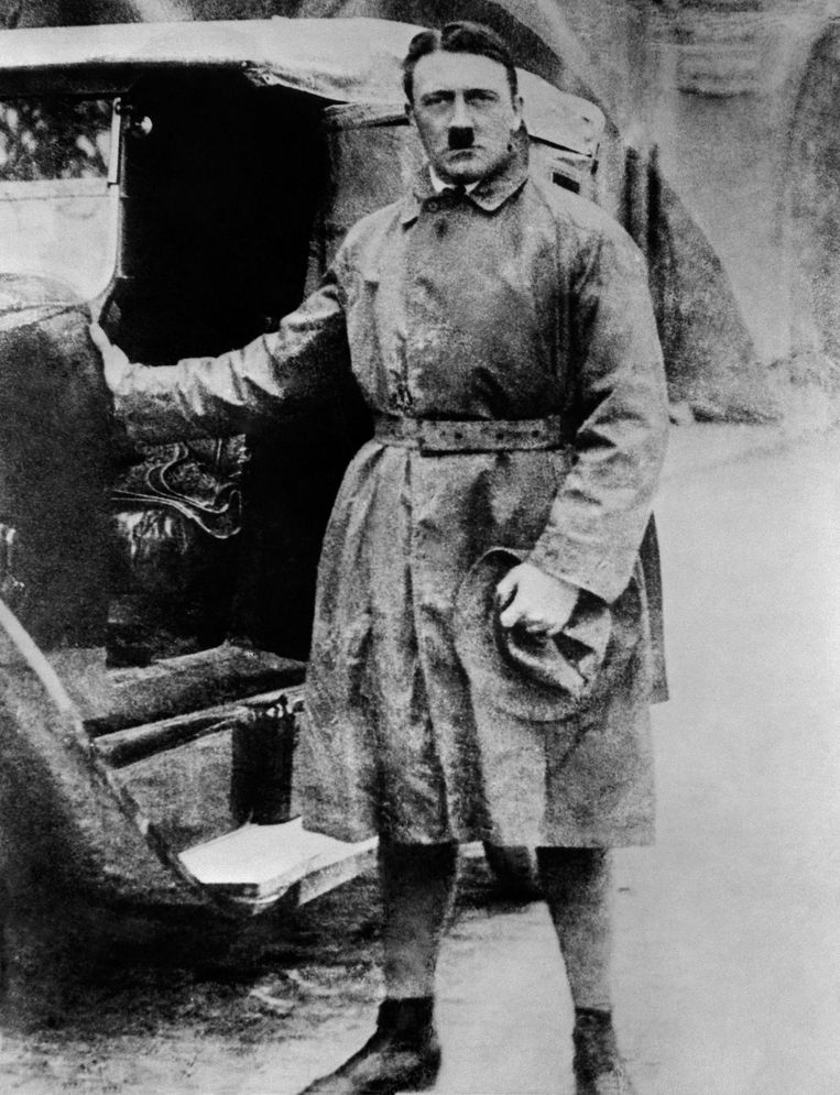 Het proces tegen Hitler was een aanfluiting, het boek erover is dat ...