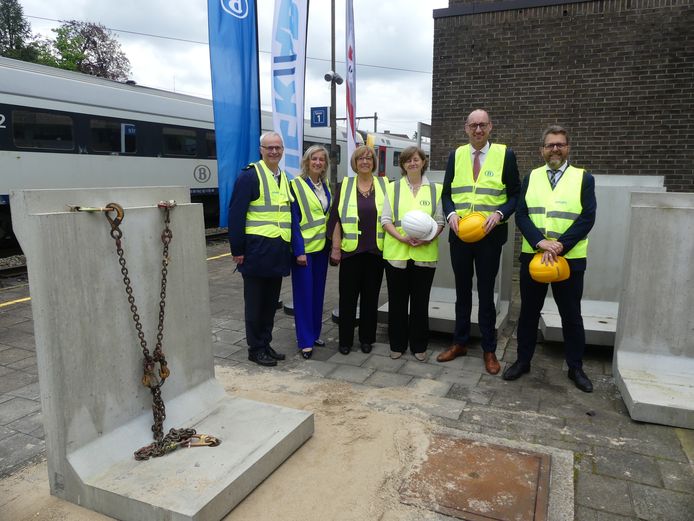 Langverwachte werken aan station De Pinte gestart: “Tegen 2027 zal het station beter ...