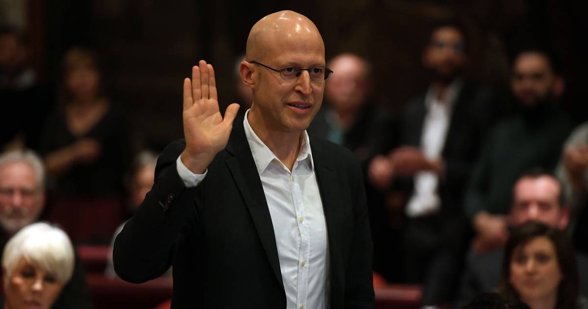 Schepen Bert Cornillie (Vooruit) stapt in de grote schoenen van Denise ...