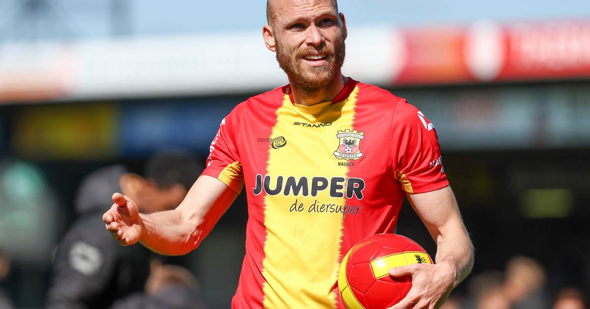Gerrit Nauber blijft nog een jaar bij Go Ahead Eagles: ‘Zeker thuis erg ...