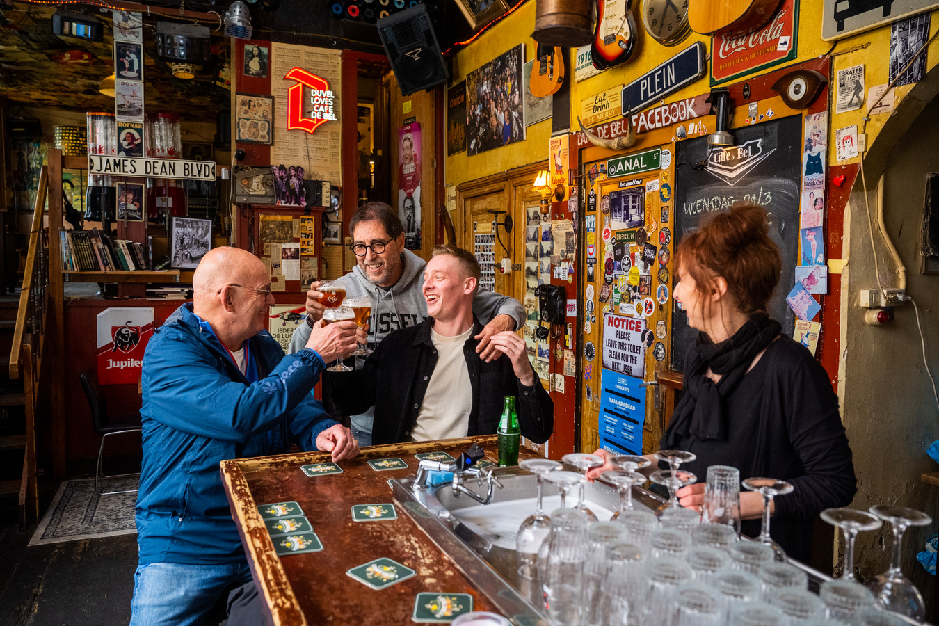 Het traditionele café staat onder druk, maar: ‘Het zijn juist de ...