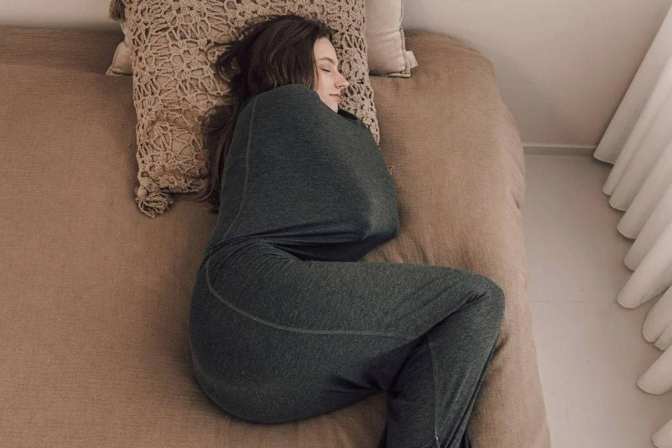 Nieuwe trend om beter te slapen: kruip eens in een zak | Foto | hln.be