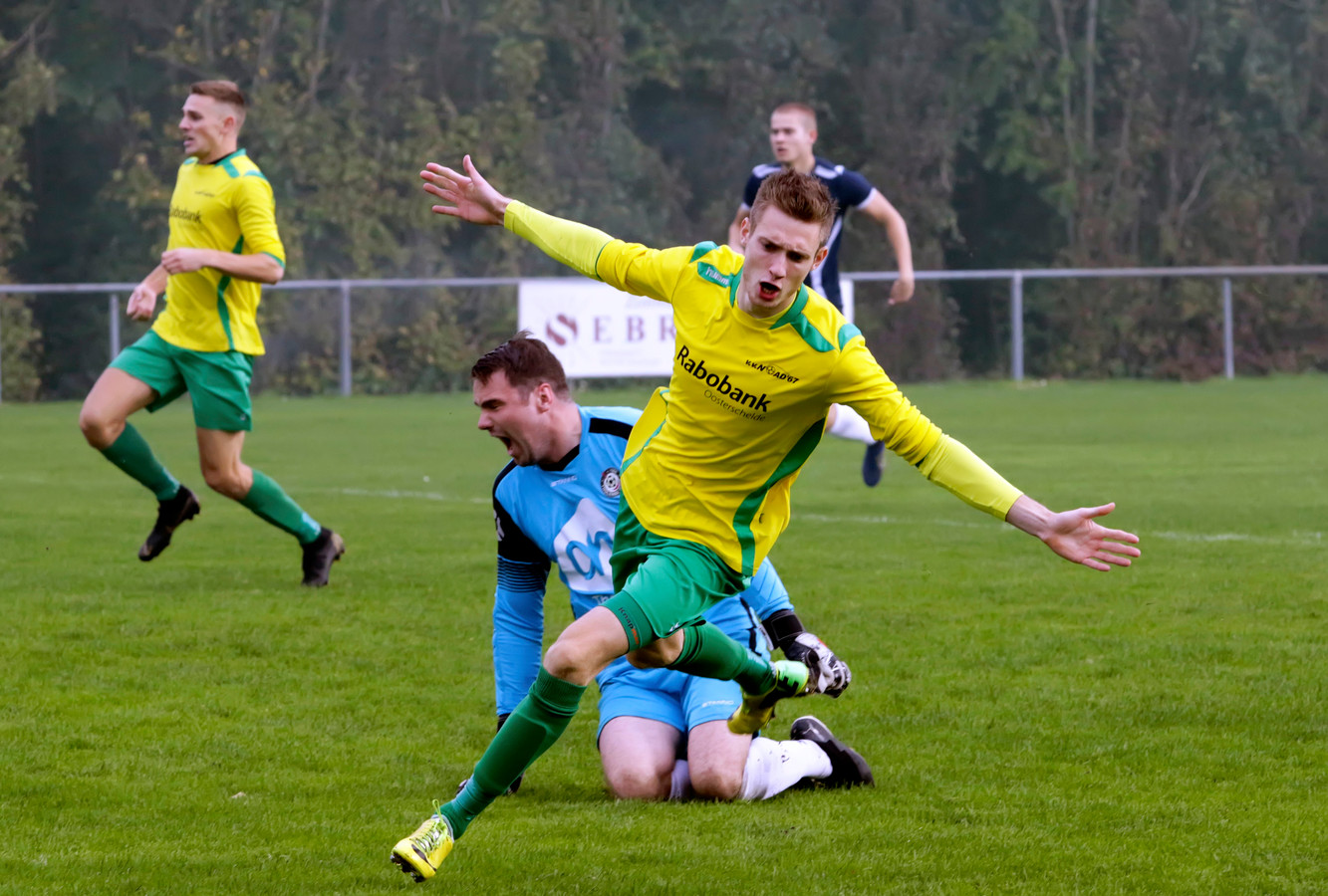 Tholense Boys moet het van heel diep halen tegen Noad'67 | Foto | pzc.nl