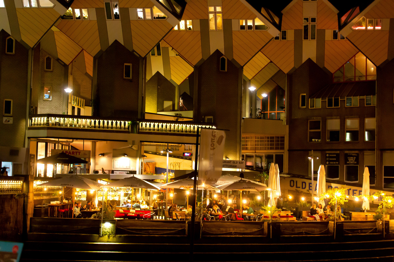 Zo moet het Rotterdamse nachtleven weer bruisend worden: ‘Meer ruimte ...