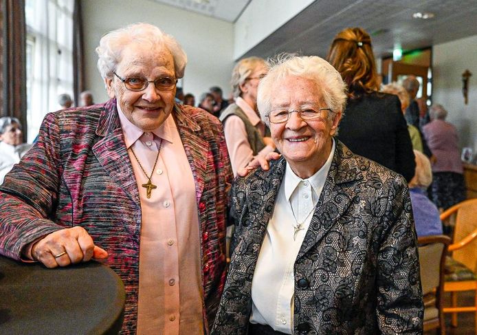 Zusters franciscanessen sluiten tijdperk van 184 jaar Sint Anna ...