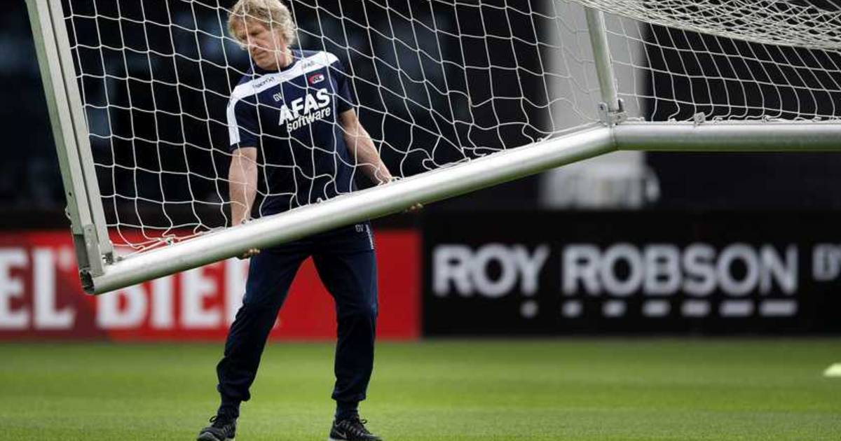 Verbeek: 'Succesbeleving helpt om mentaal fit te worden' | Voetbal ...