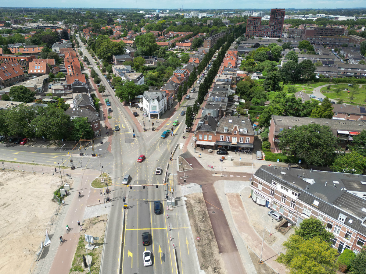 Drukke verkeersader Nijmegen afgesloten tijdens vakantie: vijfknoop wordt een vierknoop | Foto ...