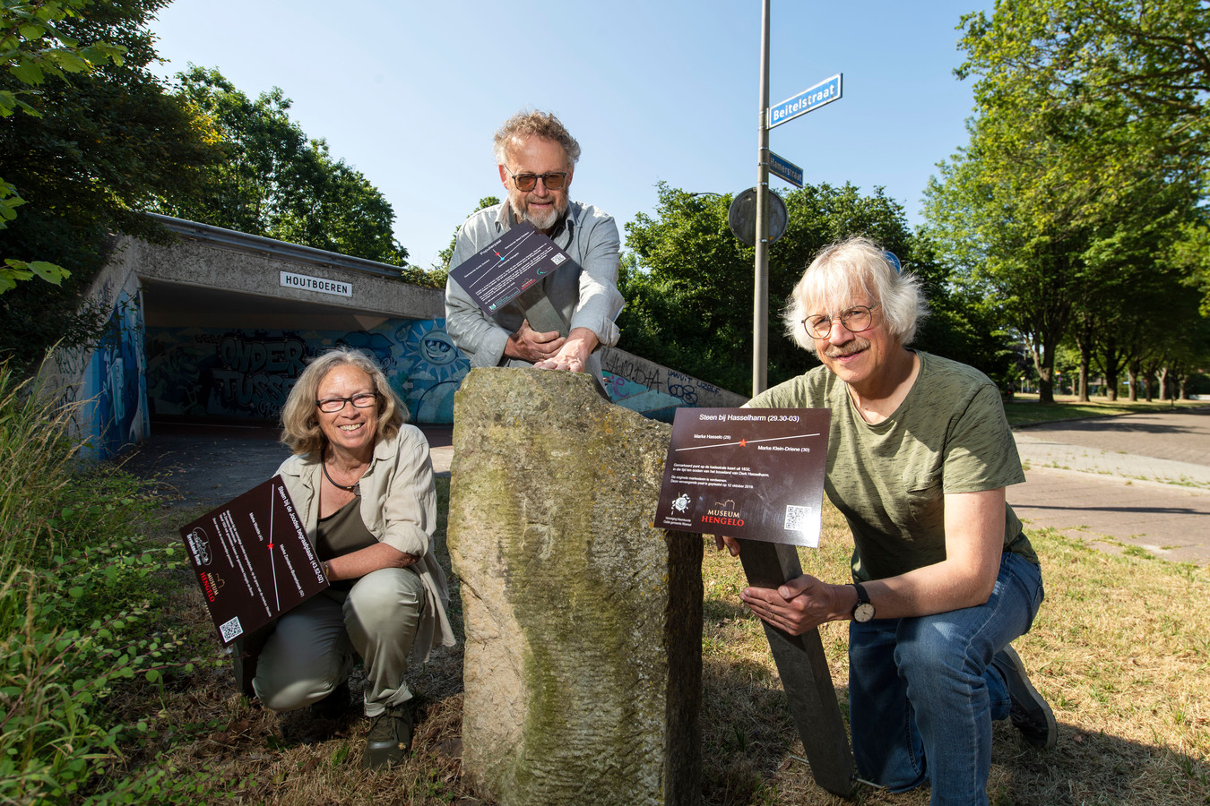 Speciale informatiebordjes maken Twentse markestenen weer zichtbaar ...