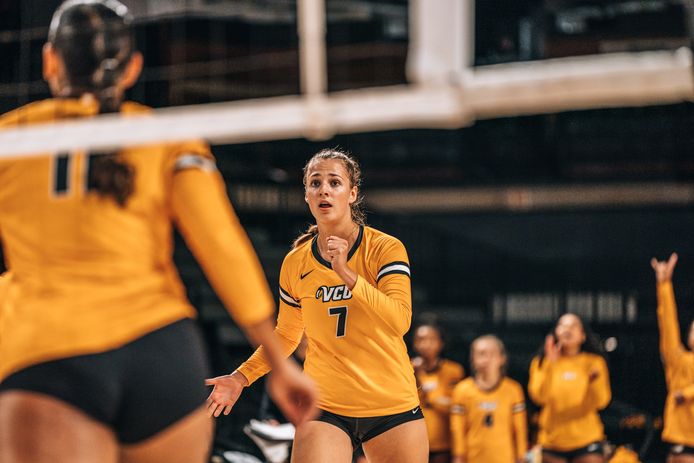 Helmondse volleybalster Juul Knapen speelt in Amerika: ‘Lastig om een ...