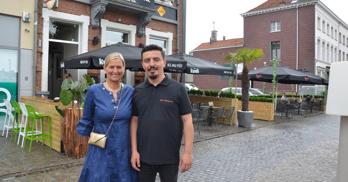NET OPEN. Mustafa (35) opent derde zaak in Lokerse Stationswijk: “Bar ...